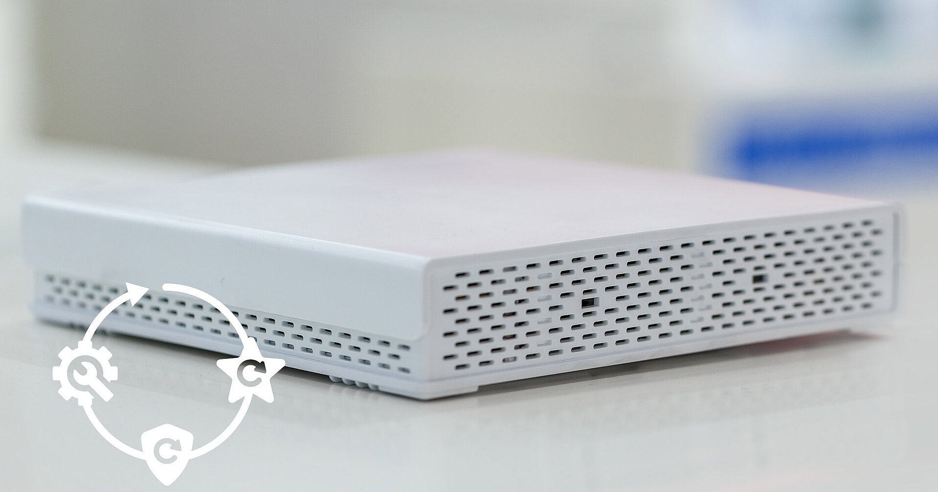 Product tables LCOS Lifecycle Management: LANCOM Systems GmbH